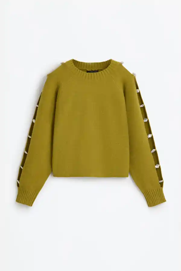 Aterriza en Lefties el color tendencia de 2026 y este jersey lo ...